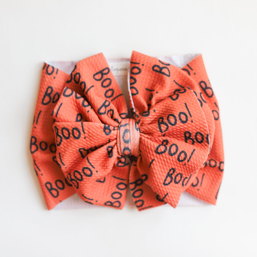 Spreading the love one bow at a time! – little lopers